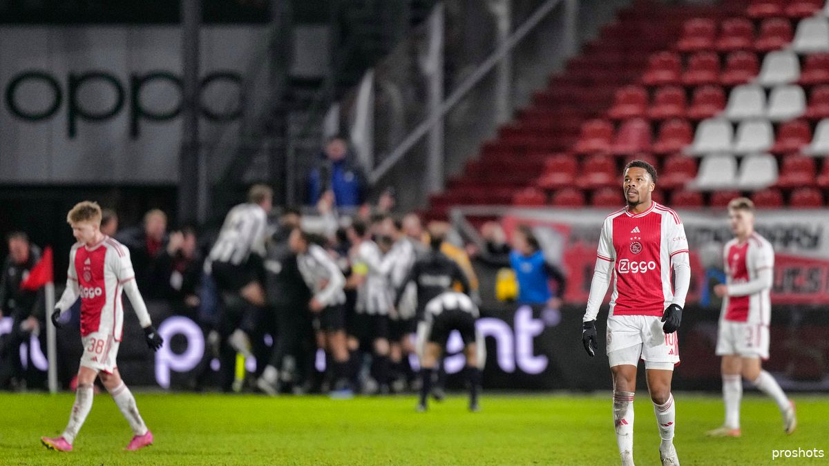 Dramatisch Ajax uitgeschakeld in beker na blamage tegen USV Hercules