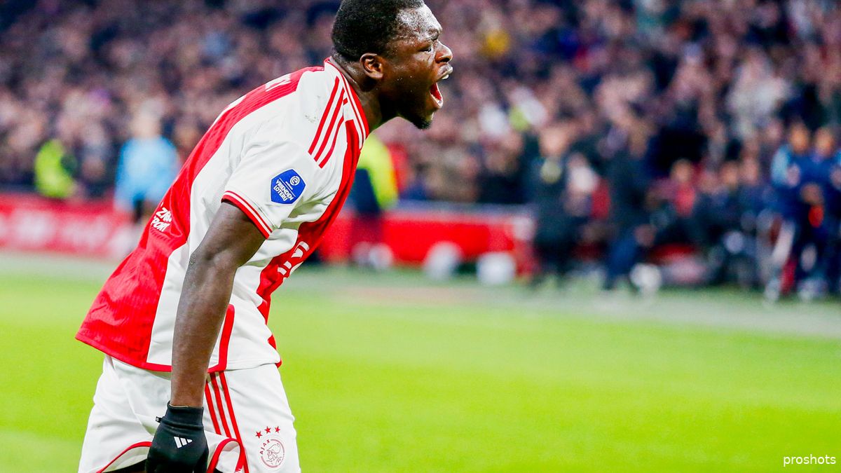 Brobbey merkte dat hij talentvoller was dan zijn broers: 'Ik speelde ...