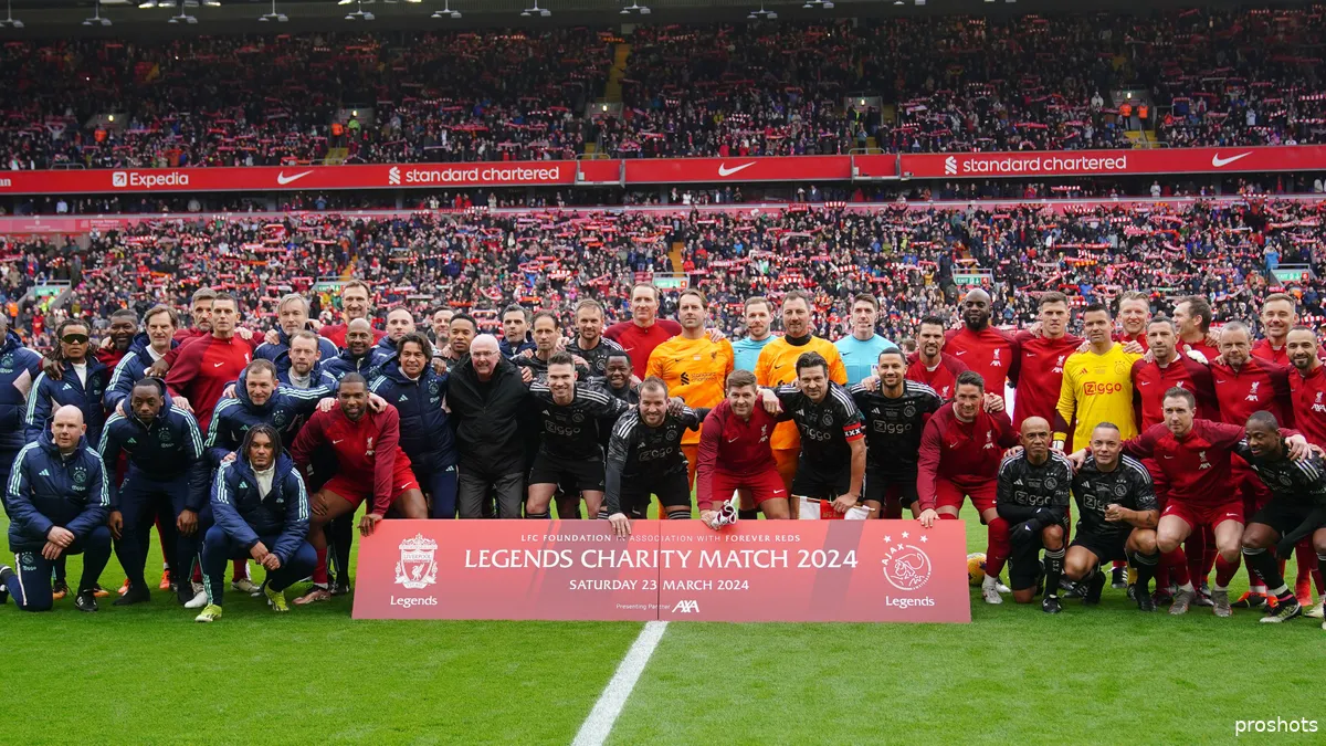 Ajax Legends winnen met 4-2 van BIF All Stars tijdens benefietwedstrijd