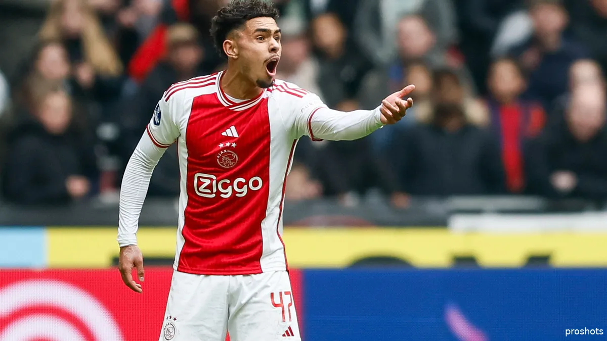 [Update] Ajax bevestigt contractverlenging Gooijer; verdediger tekent voor meerdere jaren bij