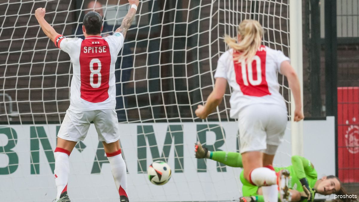 Ajax Vrouwen wint van FC Twente Vrouwen in kansrijke topper