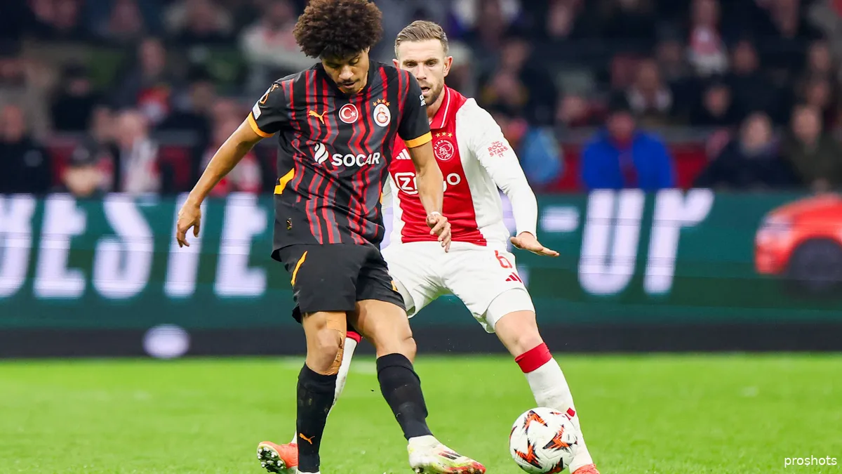 Turkse media witheet na niet gegeven strafschop: 'Zogenaamd een ervaren ...