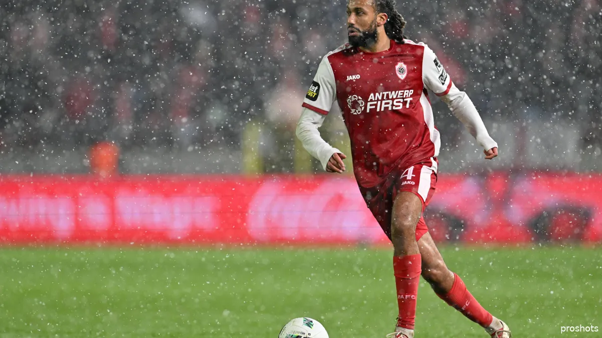 Riedewald kan op zoek naar volgende club: Antwerp licht optie in ...