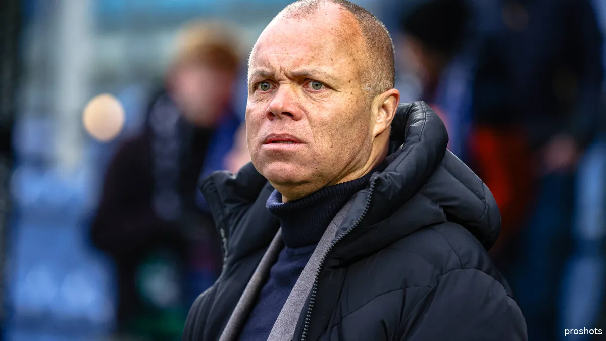 [Update] 'Er ging snel een streep door de naam van Stewart bij Ajax'