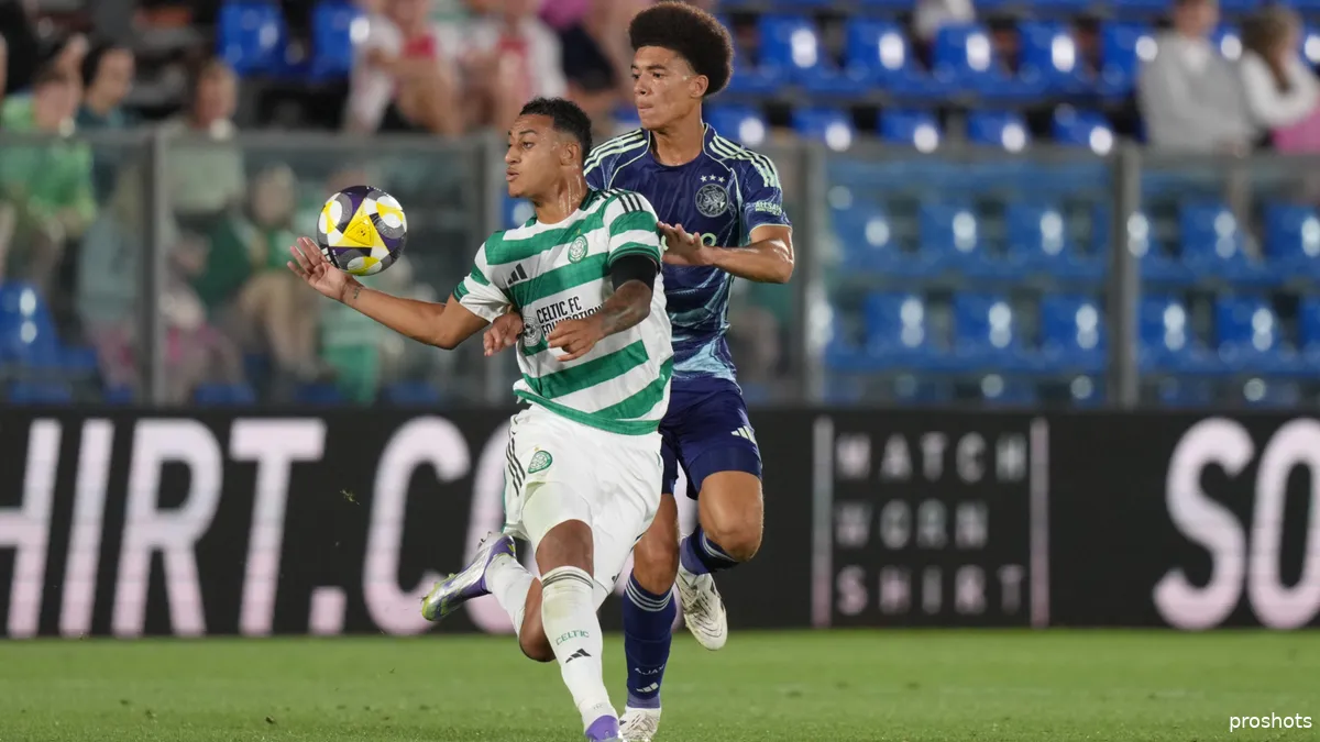 Ajax zet grote score neer tegen Celtic dankzij wereldgoal Bouwman en ...