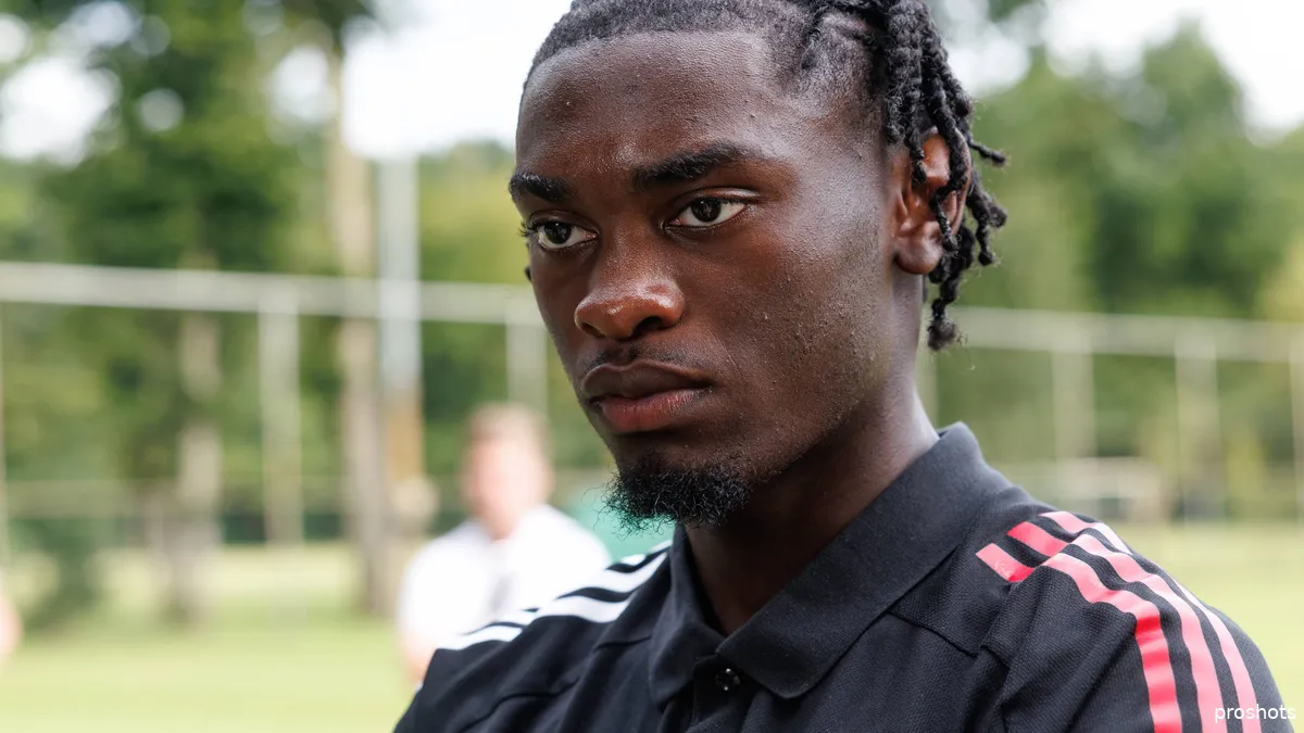 Mokio geniet van speelwijze Heitinga: 'We spelen nu aanvallender, dat ...