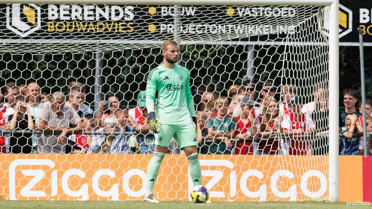 Heitinga vol lof: 'Gebruikten Jaros bij Liverpool vaak in positiespel ...