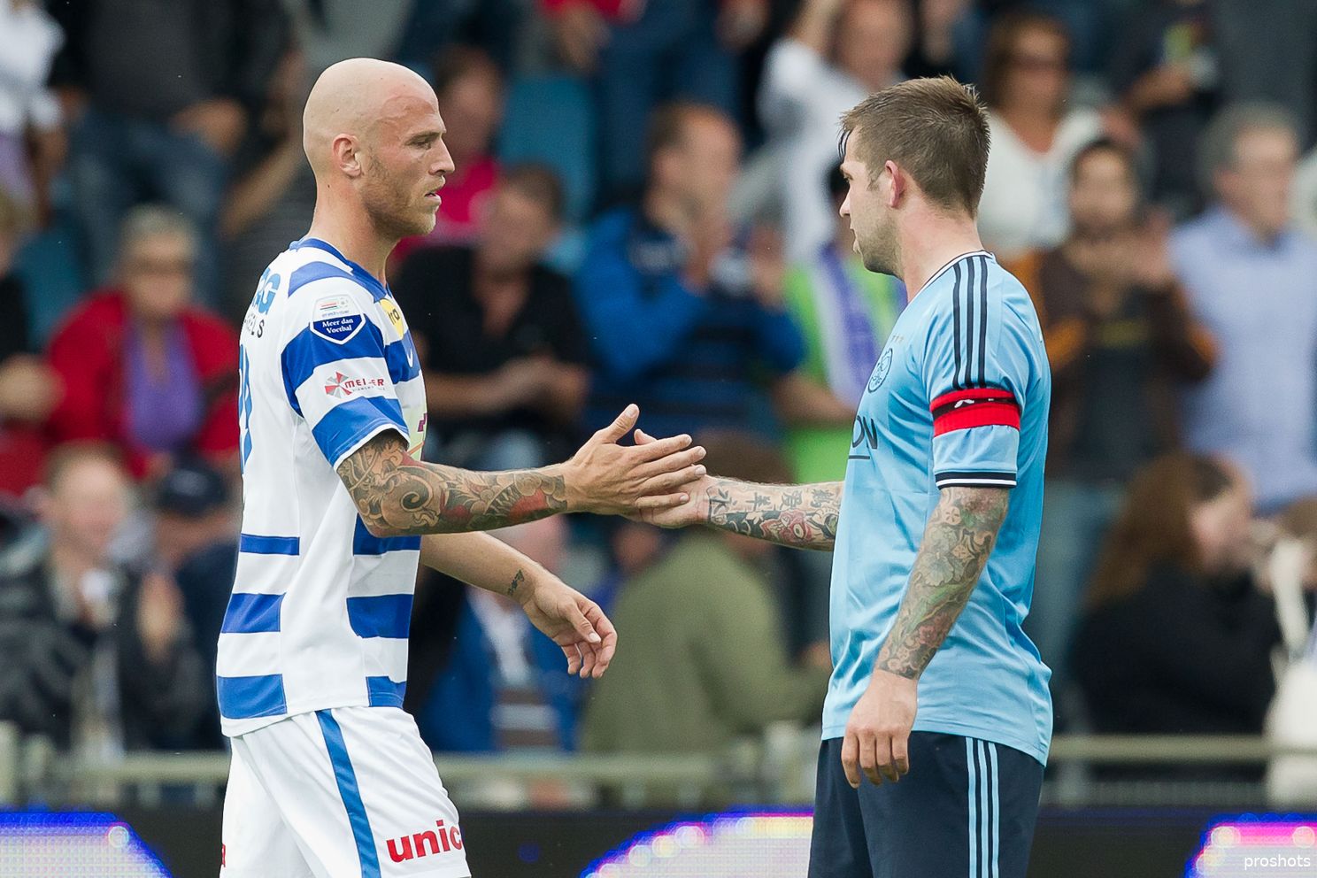 Kweekvijver: Ajax O17-trainer Rose bouwt in de luwte