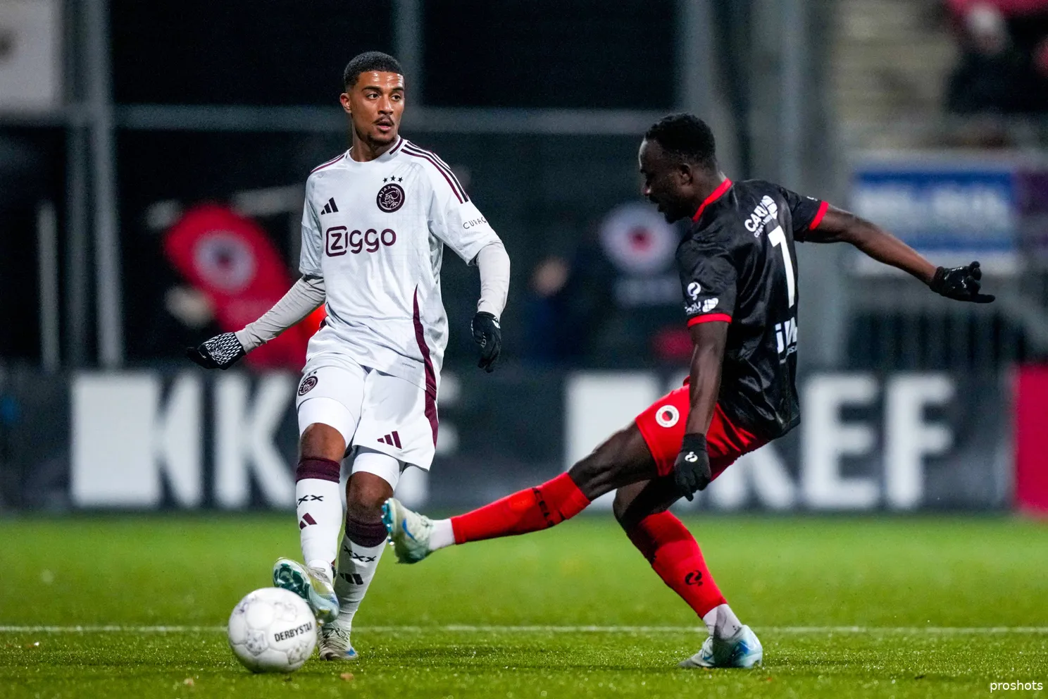 Jermoumi vervolgt carrière bij SC Cambuur na transfervrij vertrek bij Ajax