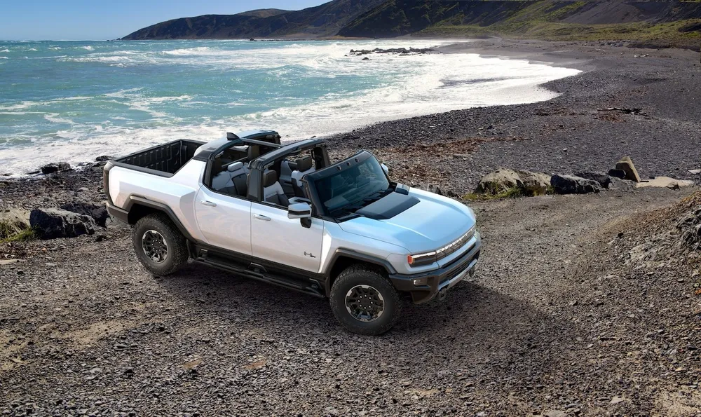 Hummer is terug met een elektrische variant die diagonaal kan rijden
