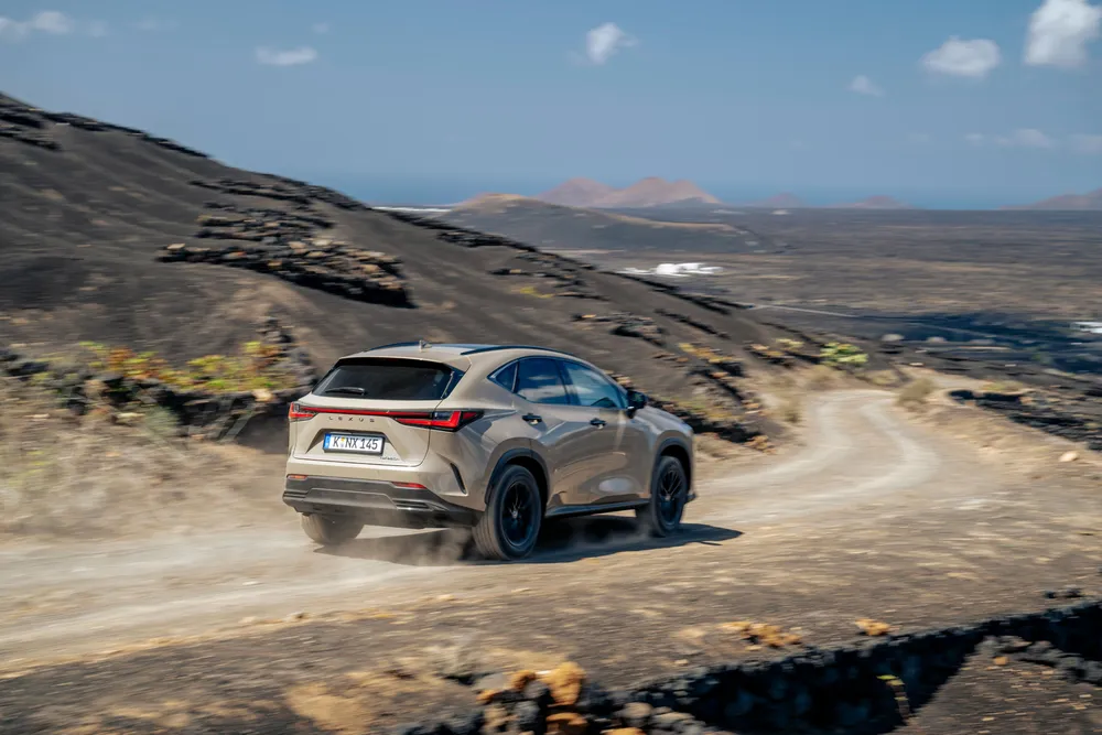 Lexus NX Overtrail biedt luxe, comfort en avontuur in een smaakvol ...