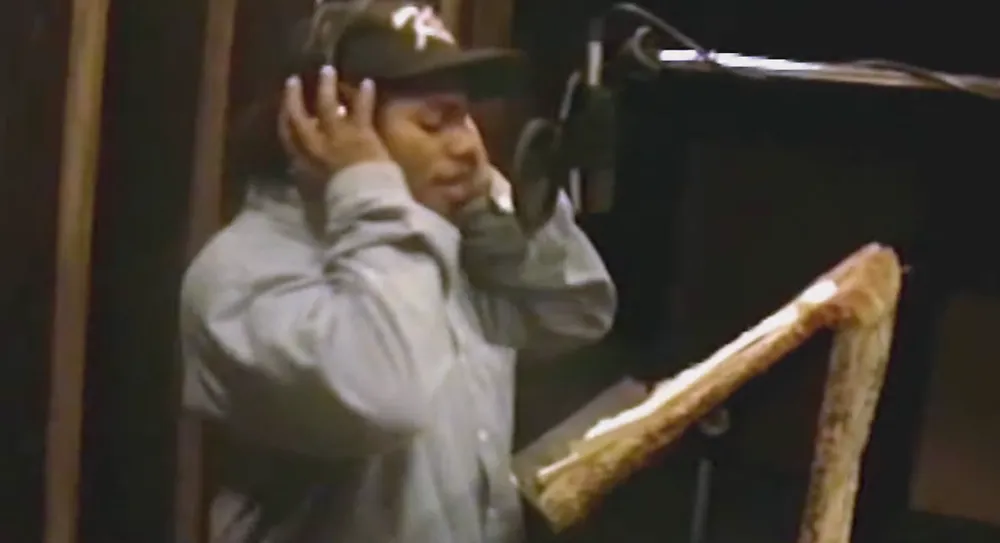 Dokter claimt dat Eazy-E twee van zijn patiënten besmette met HIV/AIDS