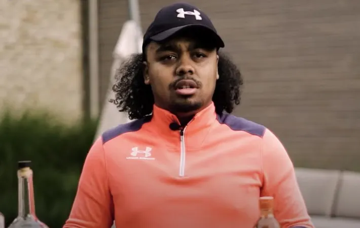 Era tekent bij OJFam Entertainment