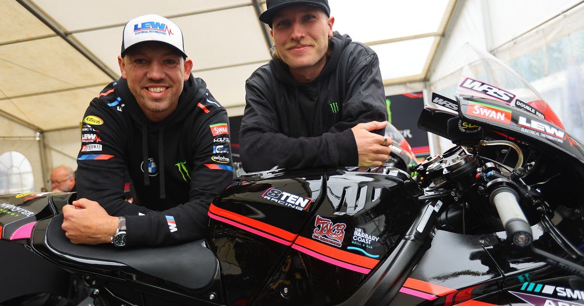 8TEN Racing rinnova con Hickman e Todd per il British Superbike 2026