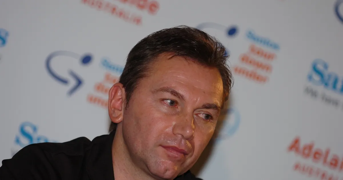 UCI threatens to take action against Johan Bruyneel if he continues "to ...