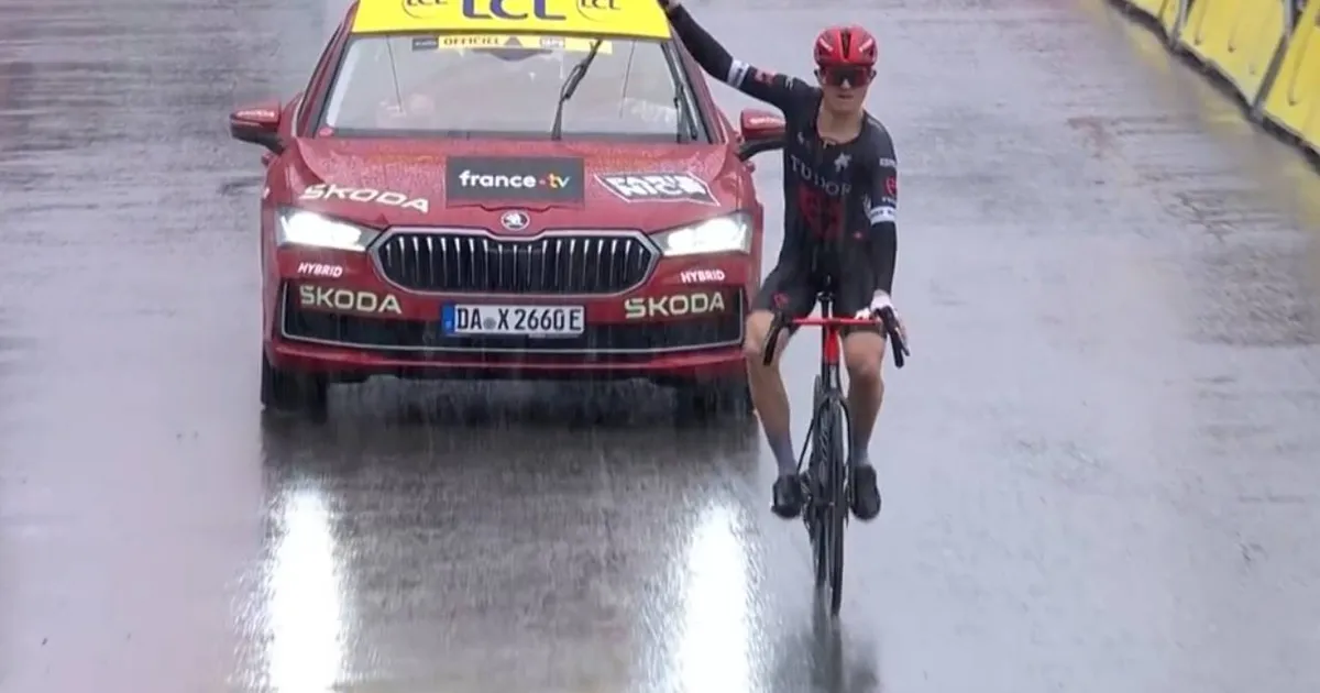 Paris-Nice | Michael Storer wins snowy finish in Auron; Matteo ...