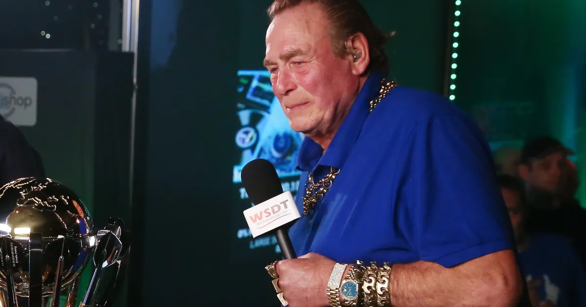 "Nobody believes me until they see me without my socks on" - Bobby ...