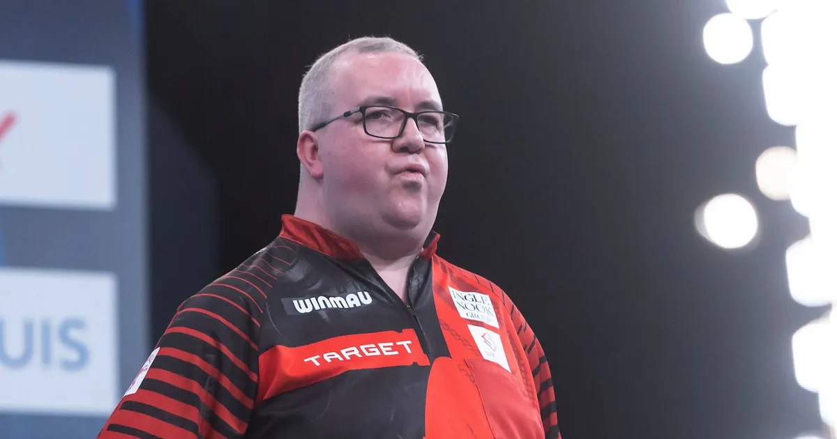 "I put myself under so much pressure" - Nervous Stephen Bunting escapes ...