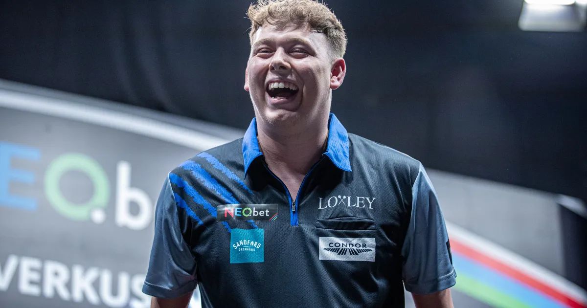 Owen Bates' shoes steal the show despite defeat against Van Gerwen