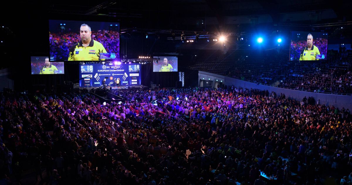 Packed crowd in Dortmund: PDC Europe announces record European ...
