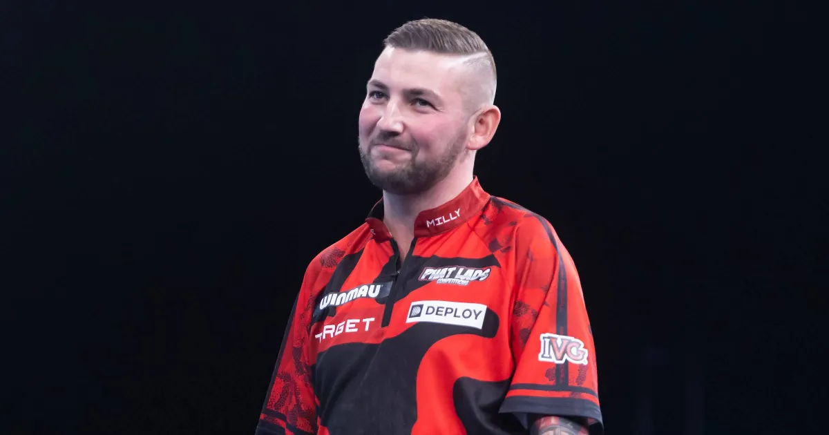 Nathan Aspinall spricht offen über Dartitis: ''Es ist wie eine ...