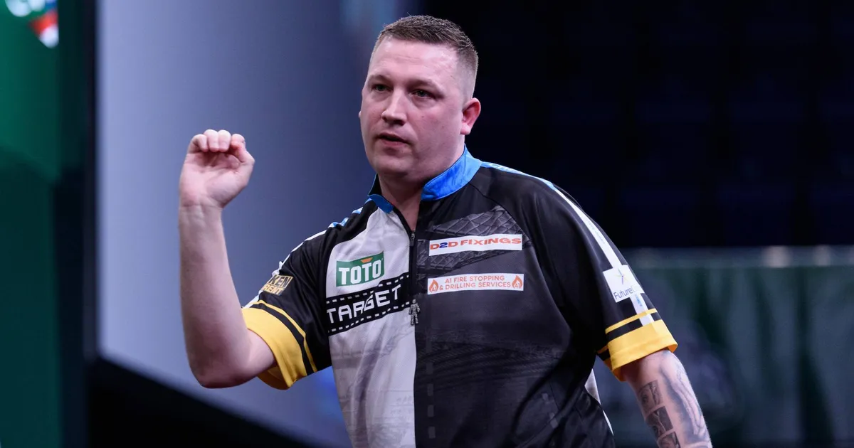 Chris Dobey zoekt nieuw walk-on nummer en vraagt fans om hulp