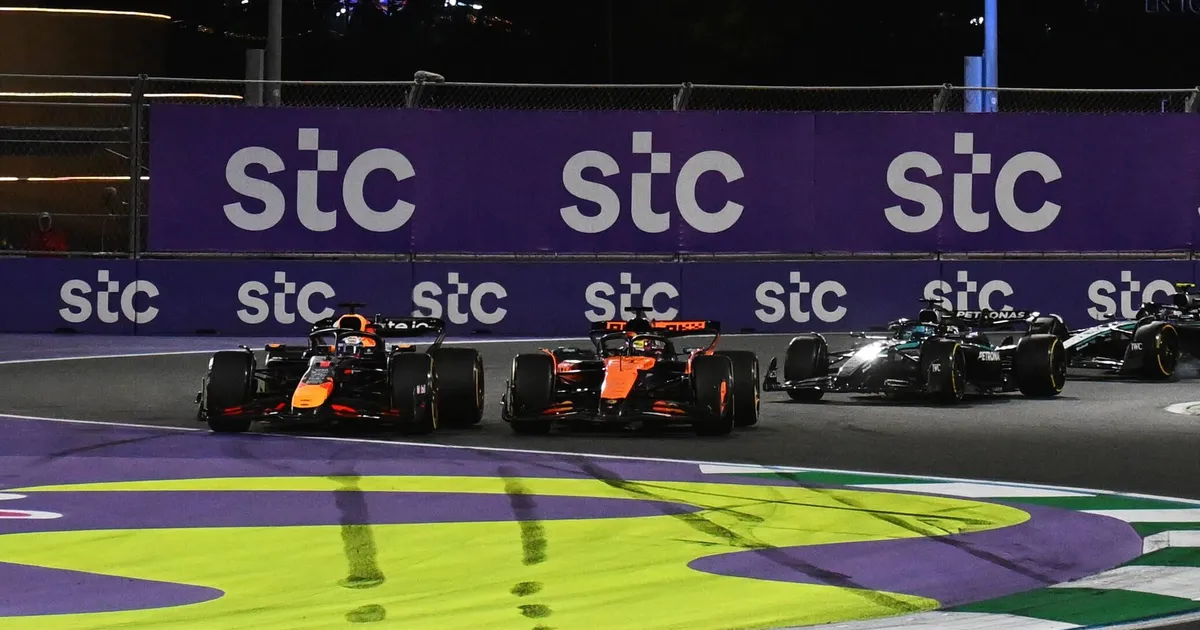 Verstappen was het oneens met de straf in Jeddah en dat is te begrijpen