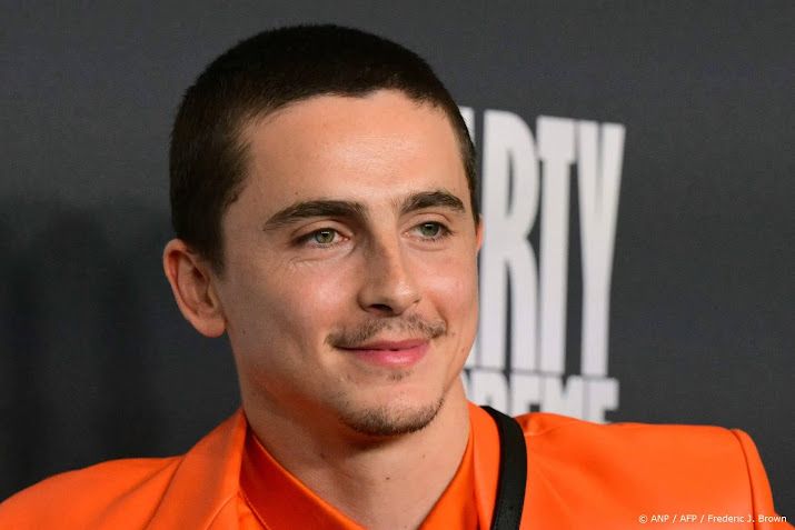 Timothée Chalamet draagt Cartier-ketting van $30.000