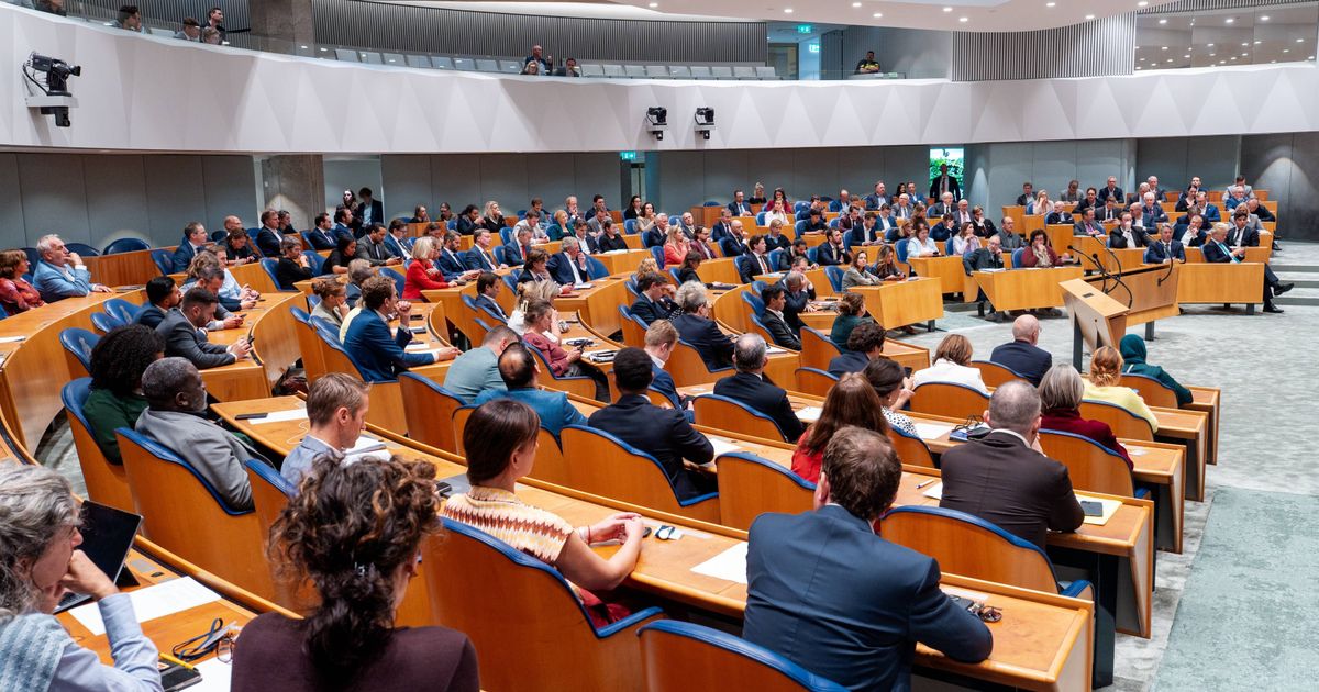 Haagse stoelendans: partijen ruziën over zitplaatsen in de Tweede Kamer ...