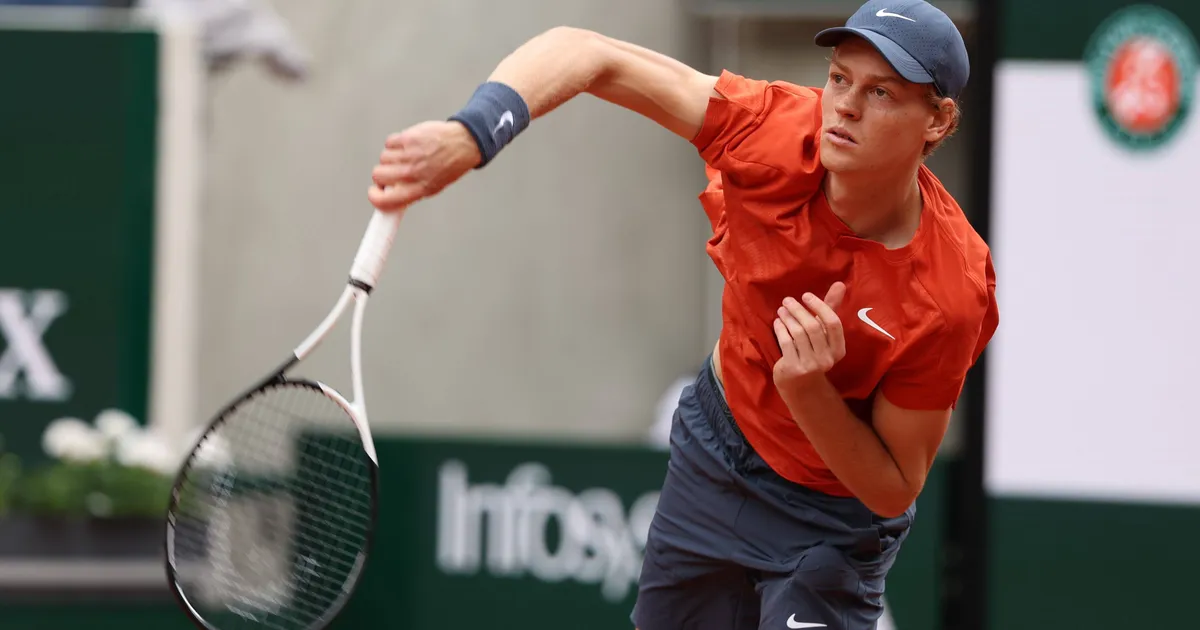 Jannik Sinner spotted with Dominic Thiem in Monaco—Training partner for ...