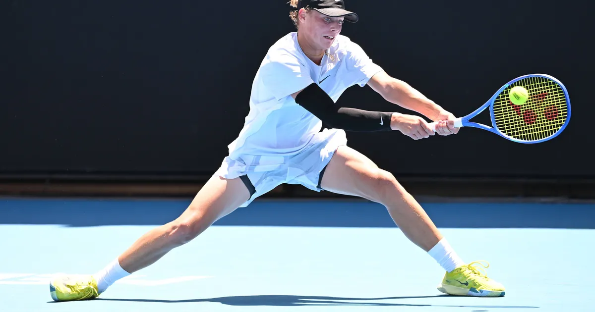 Cruz Hewitt, de 16 años, logra la mayor victoria de su carrera en un ...