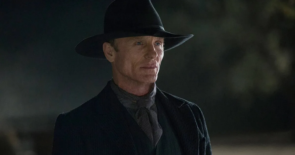 'Top Gun: Maverick'-acteur Ed Harris voegt zich bij de cast van nieuwe ...