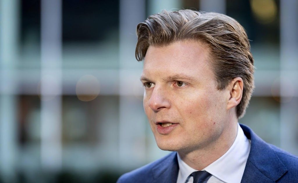 Brekelmans: drones boven vliegbasis Volkel niet bewapend