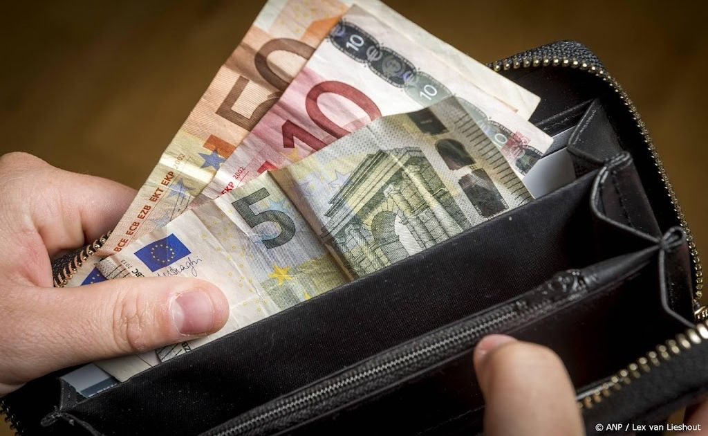 Brussel: Nederland geeft te veel geld uit