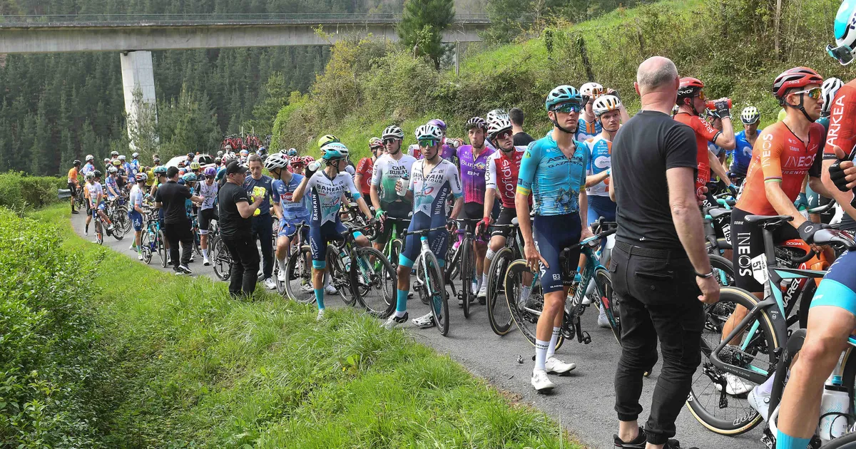 Teambaas EF woedend op 'vetzakken' bij de UCI & ASO: "Ze hebben zelf ...