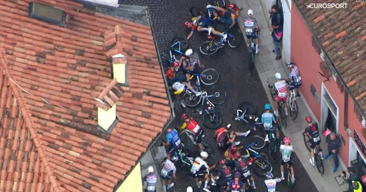 Primoz Roglic also crashes in Slovenian stage of Giro d’Italia and ...