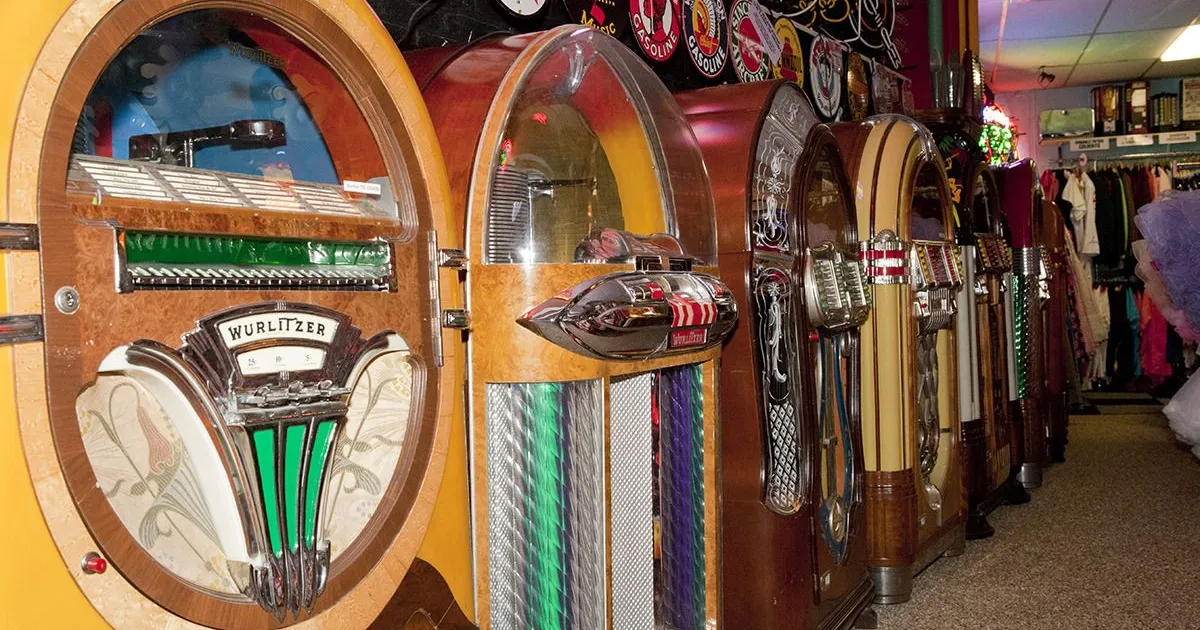 De jukebox bestaat 135 jaar: geautomatiseerde deejay anno 1889