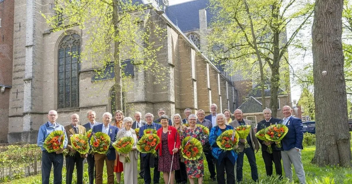 Negentien Alkmaarders ontvangen Koninklijke onderscheiding tijdens ...