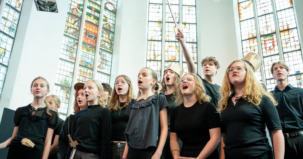 Artiance zoekt jongeren voor Theater na de Dam 2026