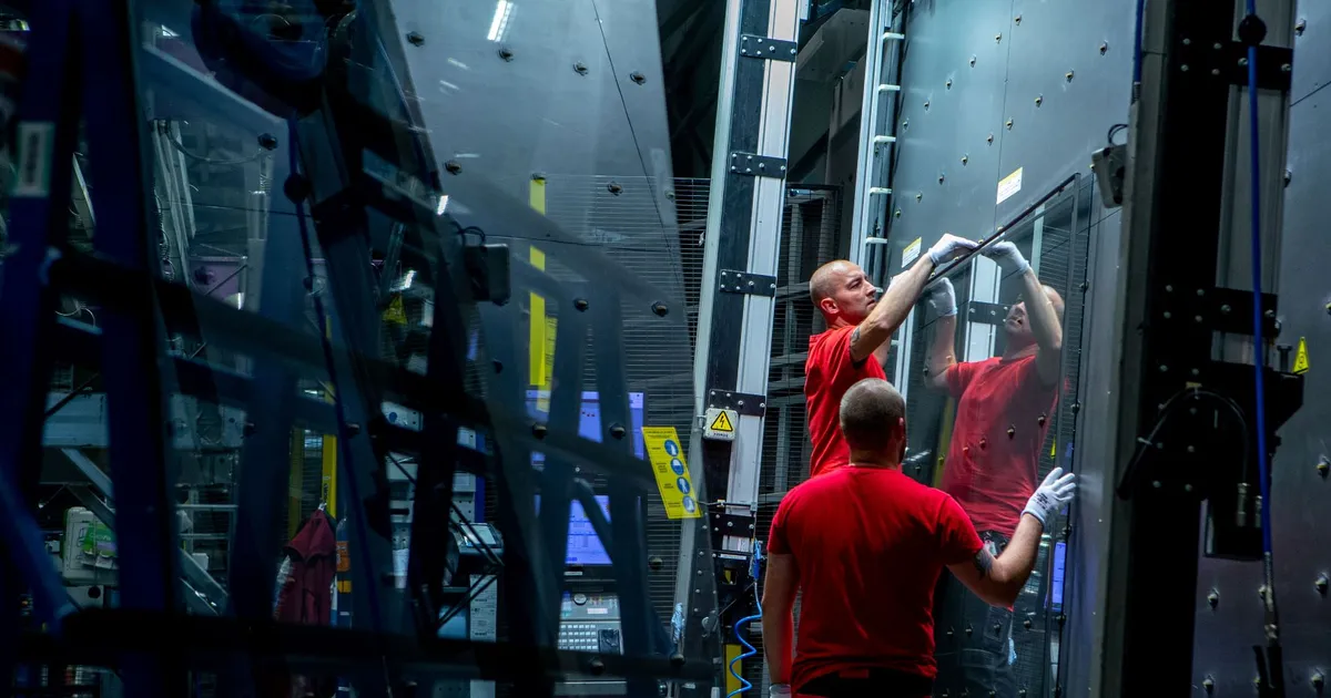 „Glass LT“ investuoja 3 mln. Eur į naują gamybos liniją – vienintelę ...