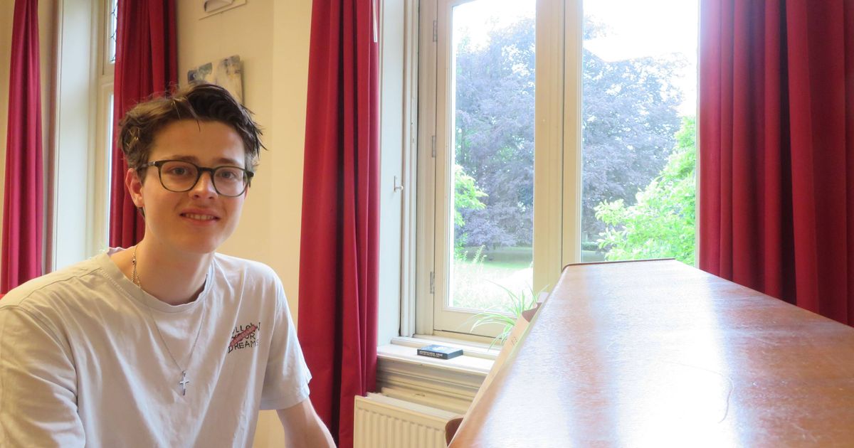 Gluren bij de Buren met Piano Recitals met Charly Vink