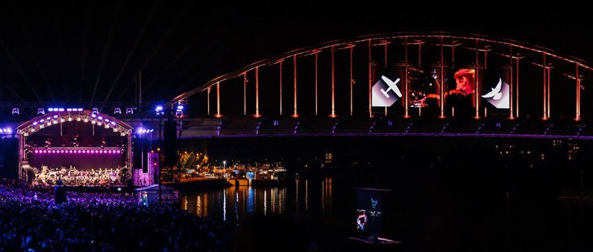 Bridge to Liberation vanavond live, op tv en livestream