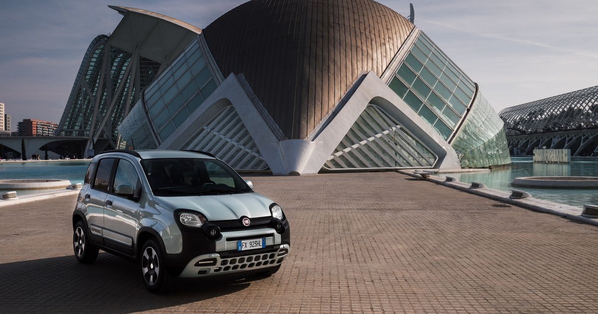 Fiat Panda Hybrid: esterni, interni, motore, data uscita