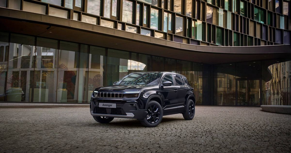 Arriva la Jeep Avenger Black Edition, ecco la promo per il lancio in Italia
