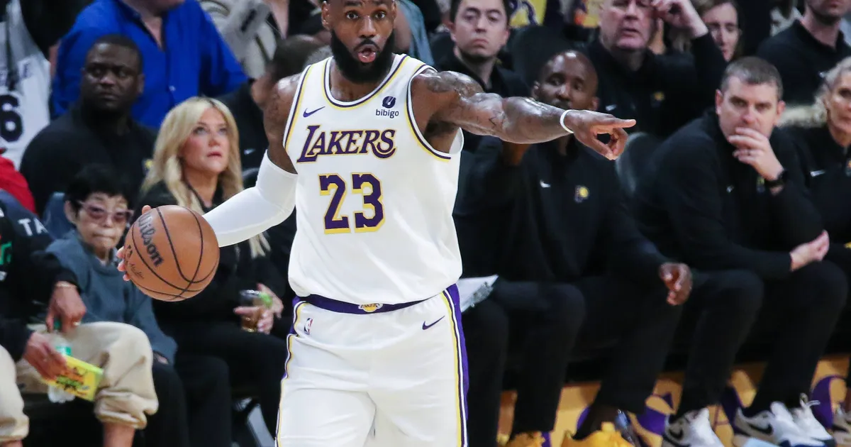 NBA Rumors: 5 Teams with the financial flexibility to sign LeBron James ...