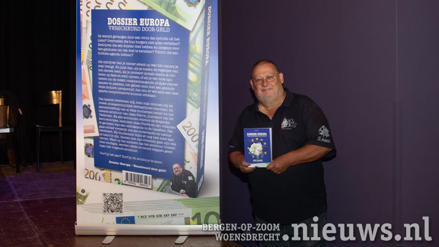 Presentatie van 'Dossier Europa' in Den Enghel