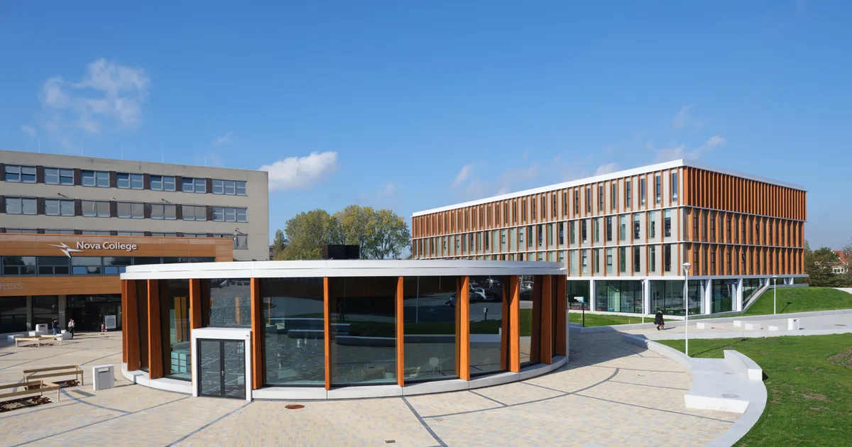 Nieuw onderwijsgebouw Nova College voor de zorgmedewerkers van de toekomst