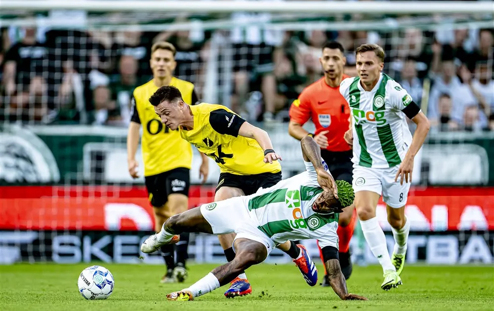 NAC hard onderuit na vroege rode kaart voor Enes Mahmutovic