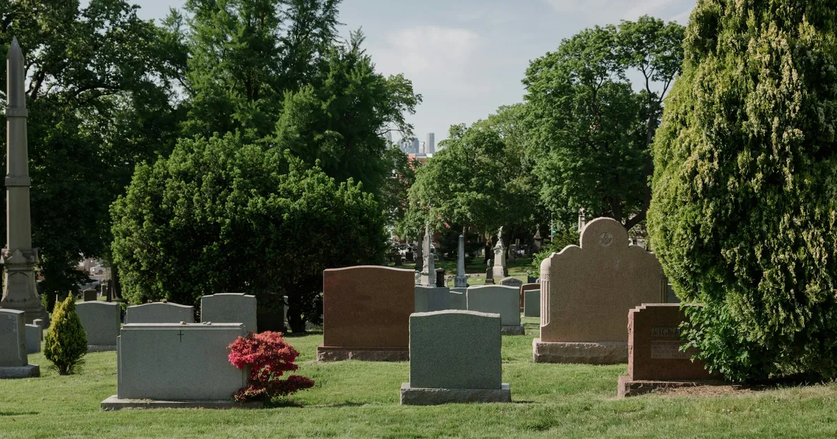 Werkneemster verzint dood van zoon: ontslag op staande voet