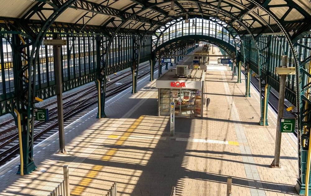 Nieuwe stakingen dreigen: VVMC en FNV wijzen loonbod NS af
